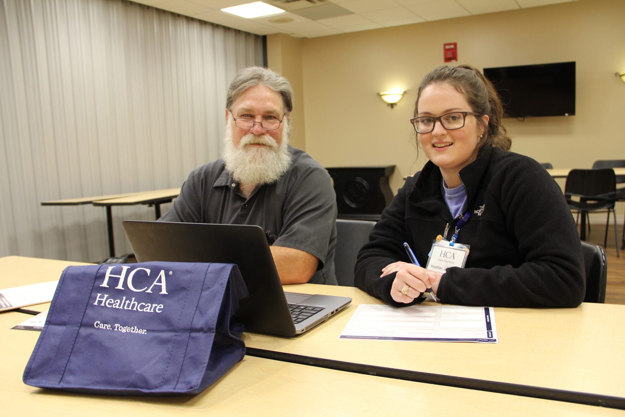 Giving back and the HCA Healthcare Hope Fund | HCA Healthcare Magazine